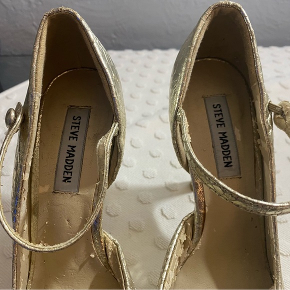 Steve Madden | Shoes | Steve Madden Gold Lemay Mary Janeish Heel | Poshmark